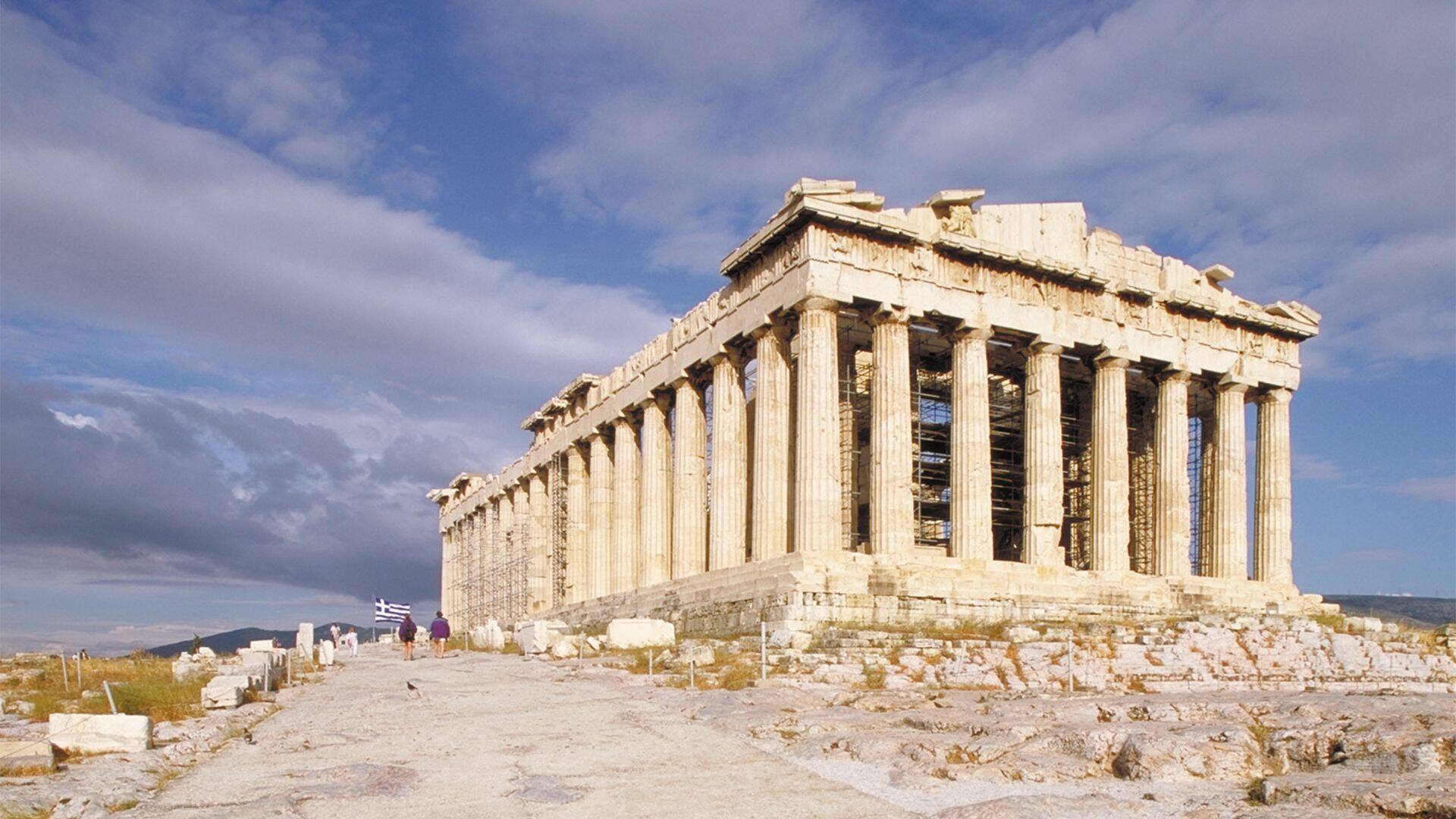 Top 10 Famous Buildings In The World - Abirpothi