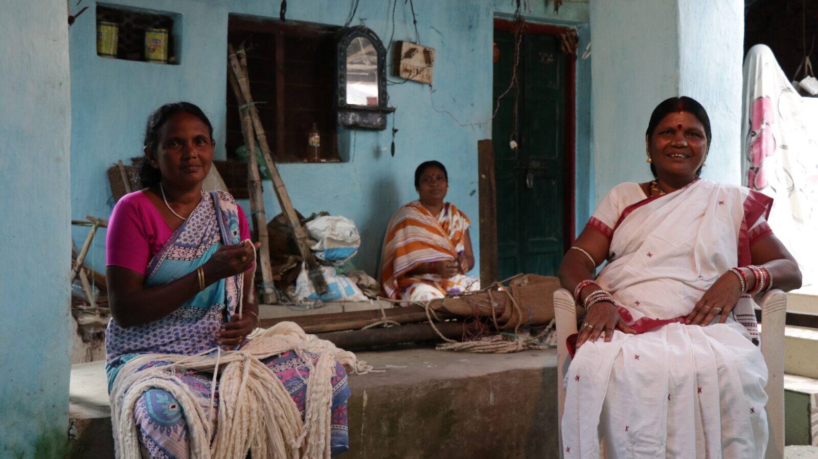 The Red Thread: Tale of of Kotpad Weaving in Odisha - Abirpothi
